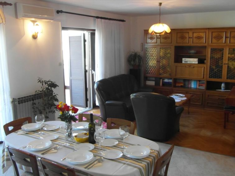 Wohnung Mit Großer Terrasse - Premantura