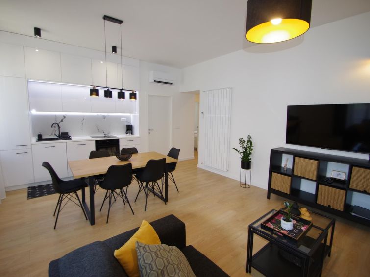 Moderne 2-schlafzimmer-wohnung In Pula - Banjole