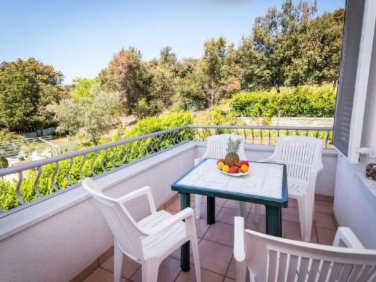 In Pjescana Uvala Mit Grill, Pool - Pula