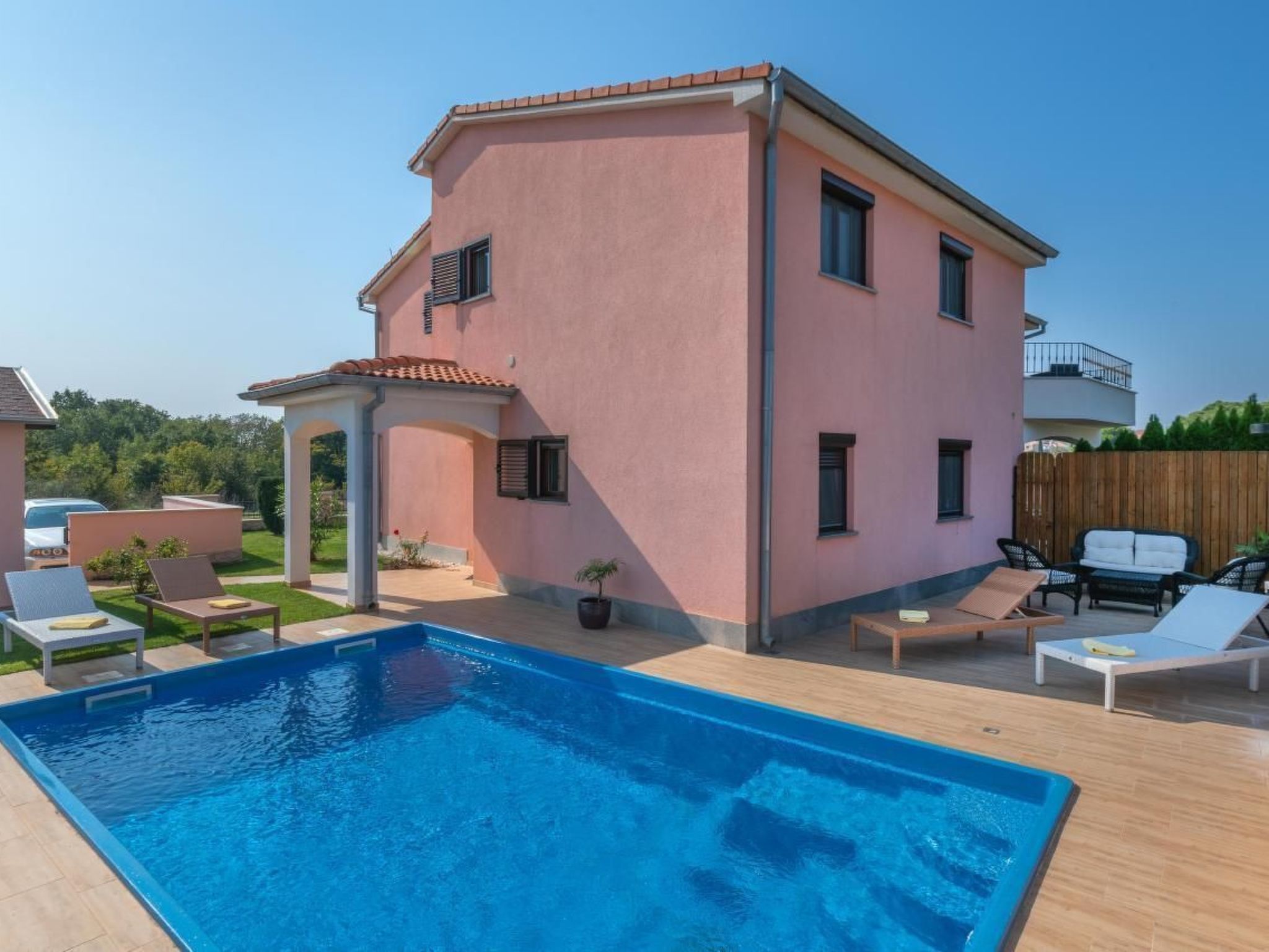 Joy 6 Mary - Ližnjan