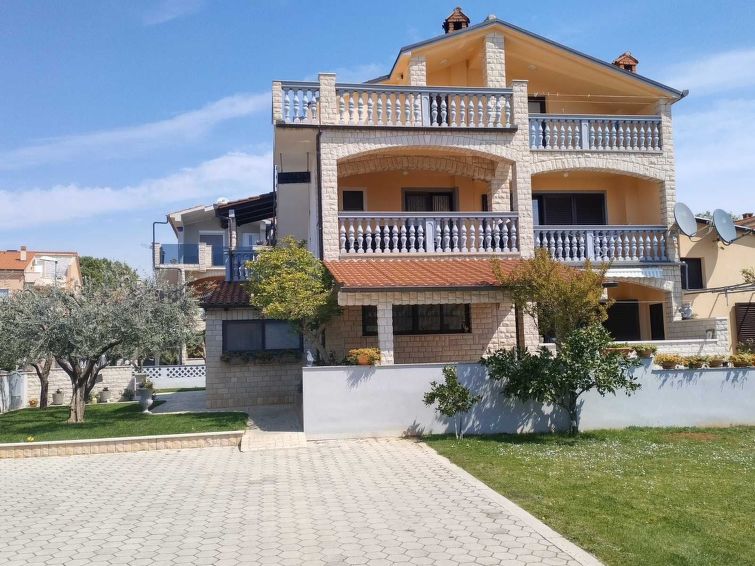 Hübsche Ferienwohnung Mit Geräumigem Balkon - Kroatien
