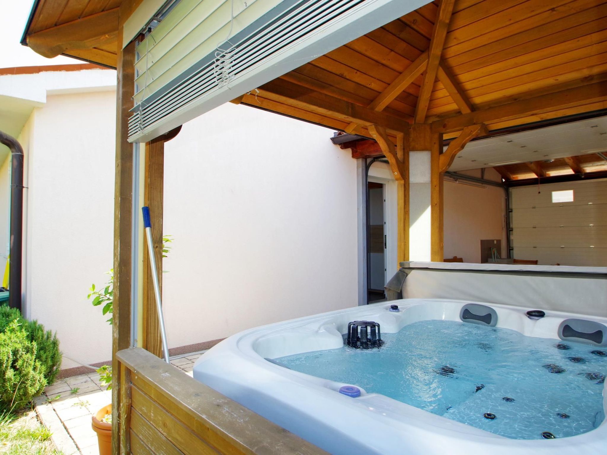 In Medulin, In Der Nähe Des Strandes - Premantura