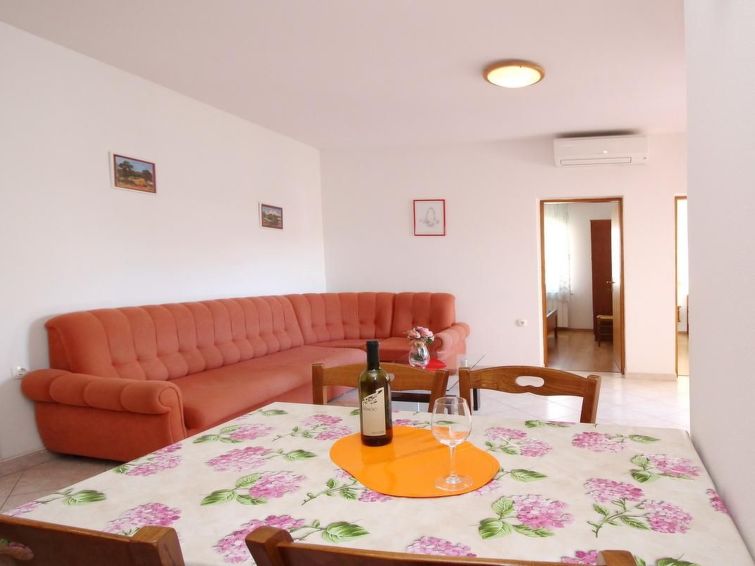 Appartement In Baška Mit Eigenem Balkon - Baška