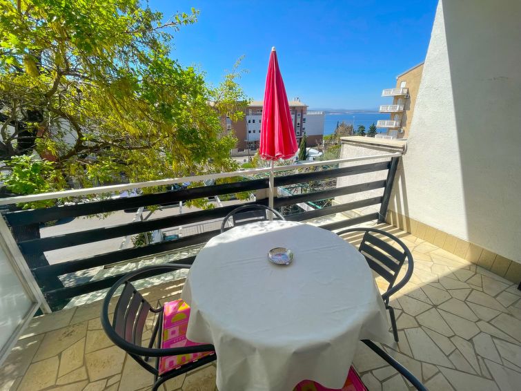Appartement In Crikvenica Mit Möbliertem Balkon - Selce