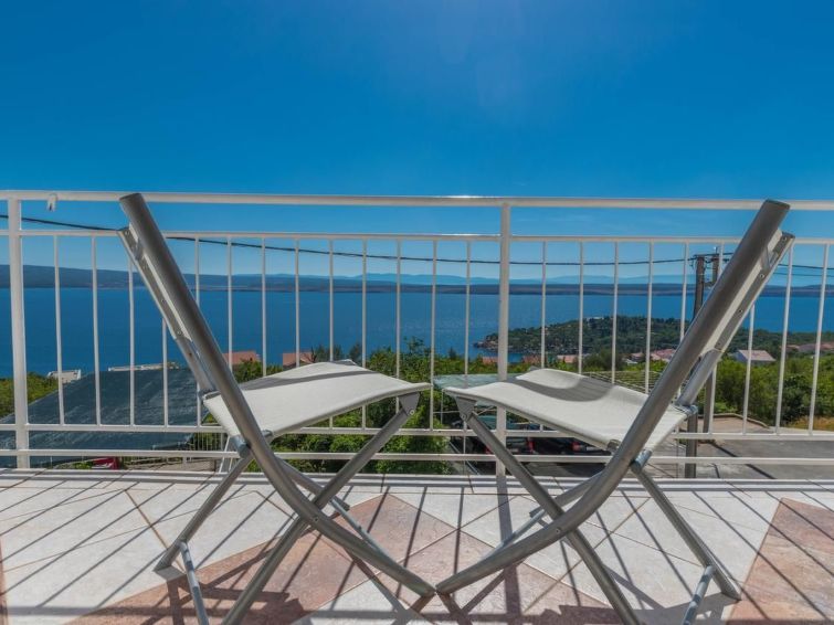 In Dramalj Mit Eigenem Balkon - Crikvenica