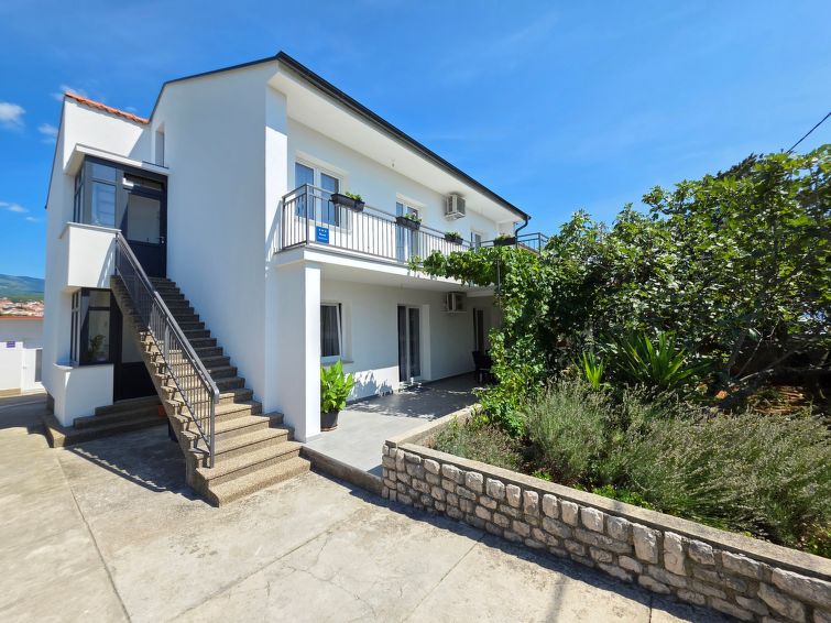 Wohnung Im Erdgeschoss Mit Terrasse Und Grill - Klenovica
