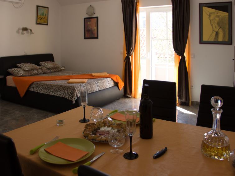 „Bmb Apartments3“ Mit Blick Aufs Wasser - Senj