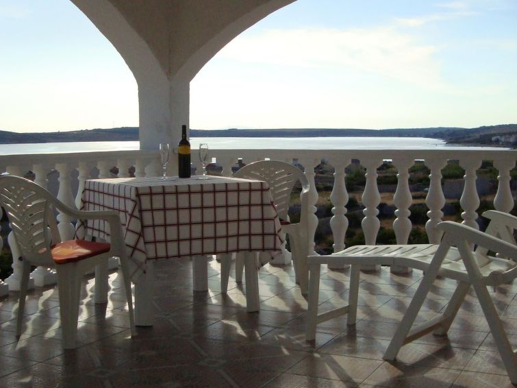 Apartment Mit Meerblick - Pag