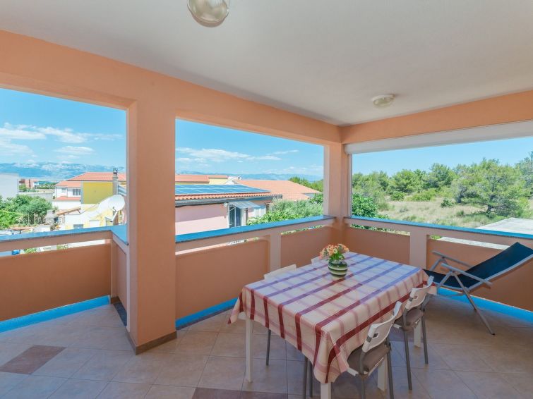 Apartment Hudic 3 - Vir