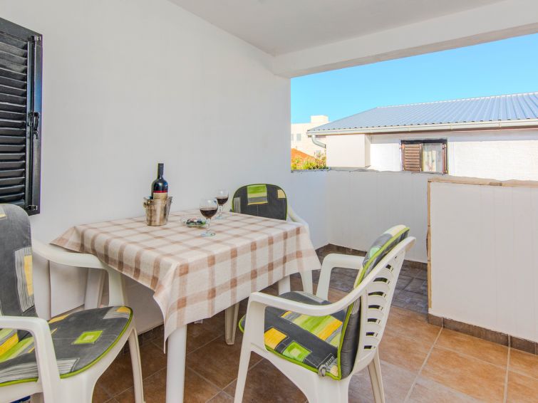 Apartment Ladika 2 - Vir