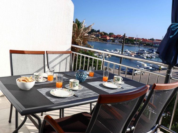 Appartement In Bibinje Mit Blick Aufs Meer - Bibinje