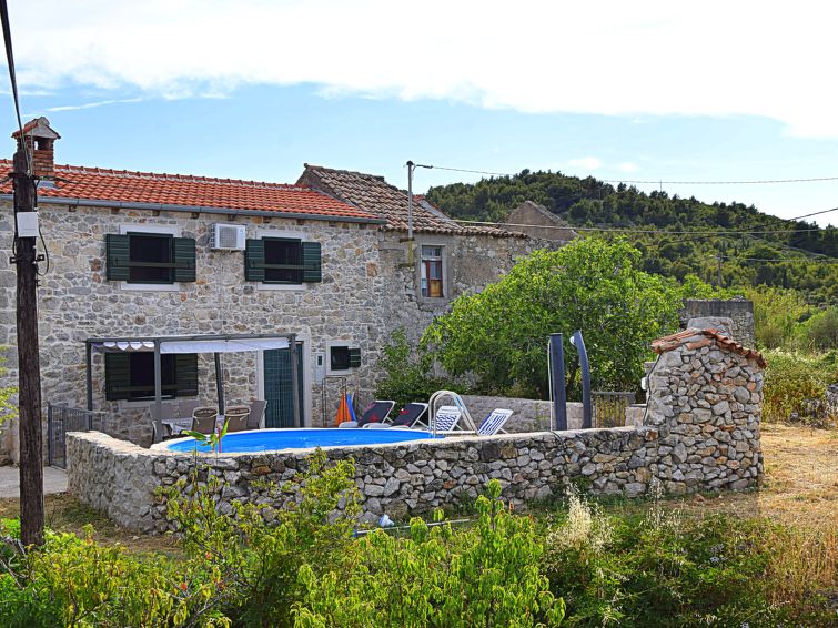 In Dobropoljana Mit Privatem Pool - Sukošan