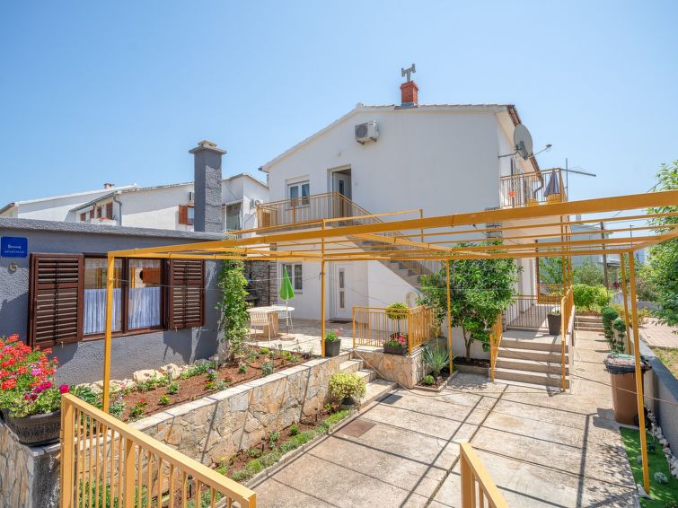 Wohnung "Klaudia" Mit Balkon - Vodice