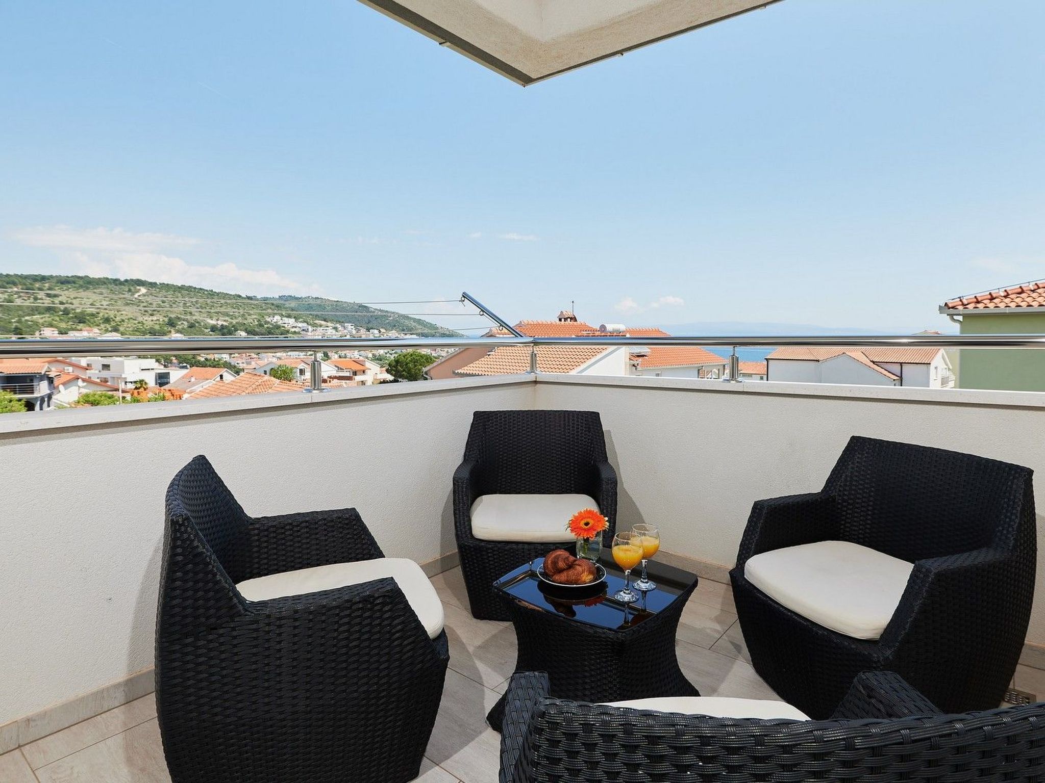 Appartement Adria Mit Meerblick Und Gemeinschaftspool - Trogir