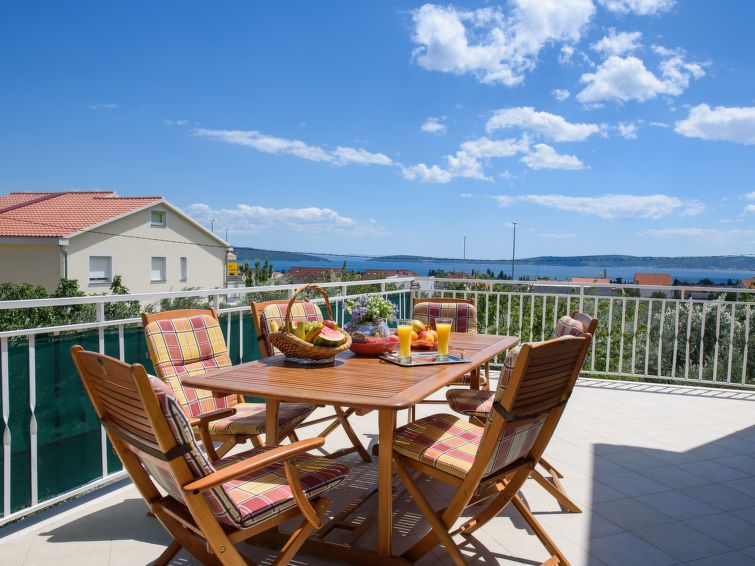 Gemütliches Häuschen Mit Großer Terrasse - Split