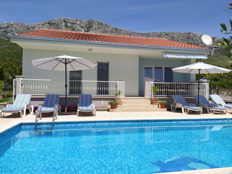 In Kastel Sucurac Mit Parkplatz - Split