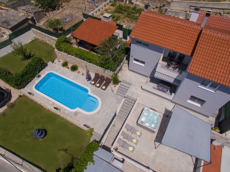 Villa "Roko" Mit Whirlpool - Split