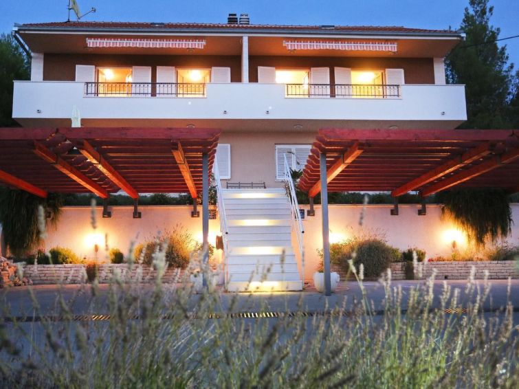 Strandnahe Ferienwohnung In Podstrana - Podstrana