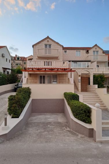 "Blue Apartment" Am Strand - Hvar