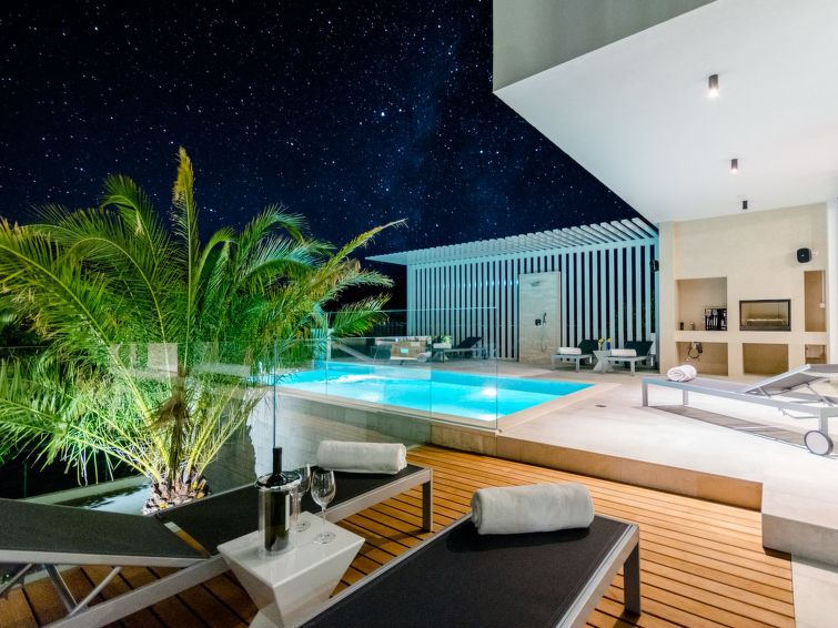 Wunderschönes Ferienhaus In Sutivan Mit Privatem Pool - Vis
