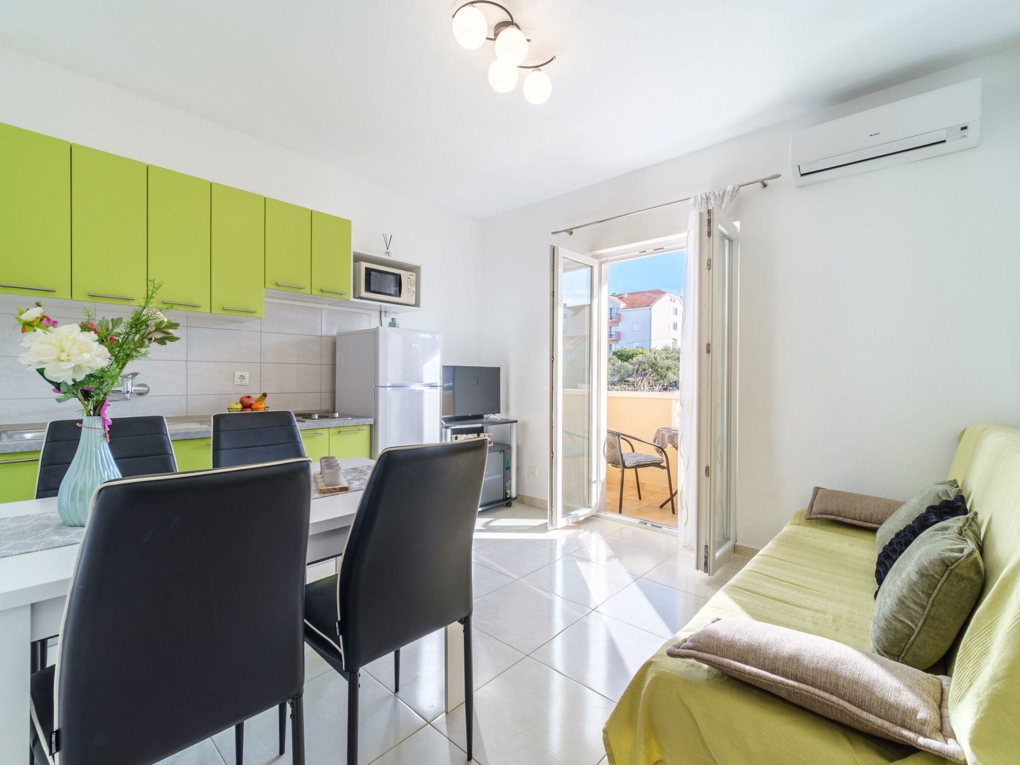 Für 5 Personen Ca. 45 M&sup2; In Supetar, Adriaküste Kroatien (Kroatische Insel - Supetar