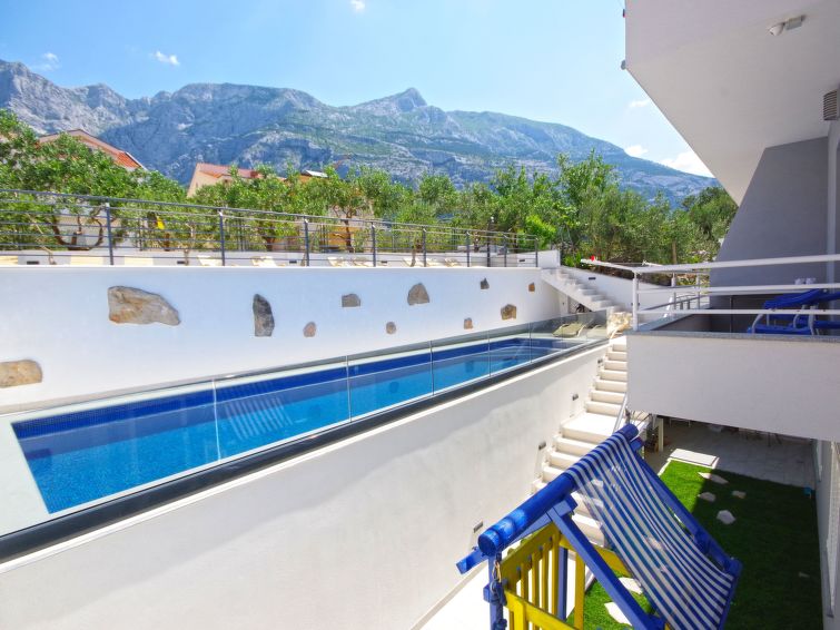 Große Wohnung In Zelenka Mit Eigenem Parkplatz - Makarska