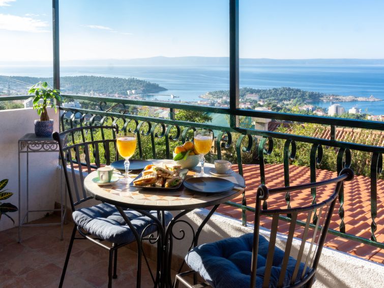 Schönes Haus In Makarska Mit Privatem Parkplatz - Makarska