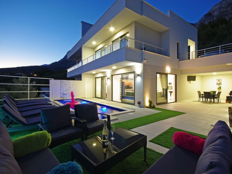 In Makarska Mit Privatem Pool - Baška Voda