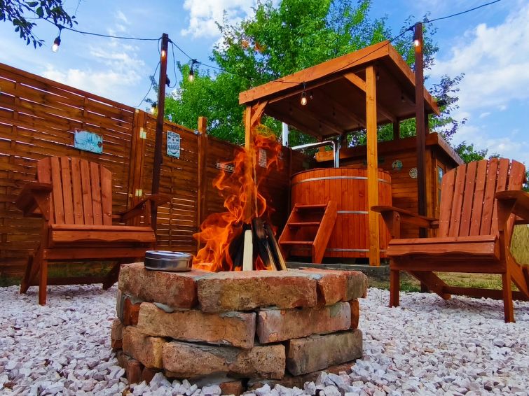 Rust - Privé Tuin - Hottub - Wohnmobil - Haustie - Hajdúszoboszló