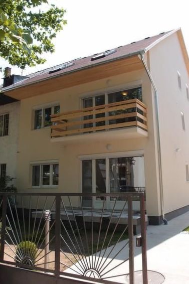 Für 24 Personen In Siofok, Westungarn - Siófok