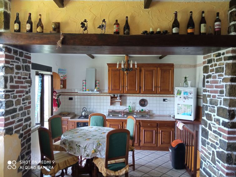 Schönes Ferienhaus Mit Garten Und Whirlpool - Ligurië