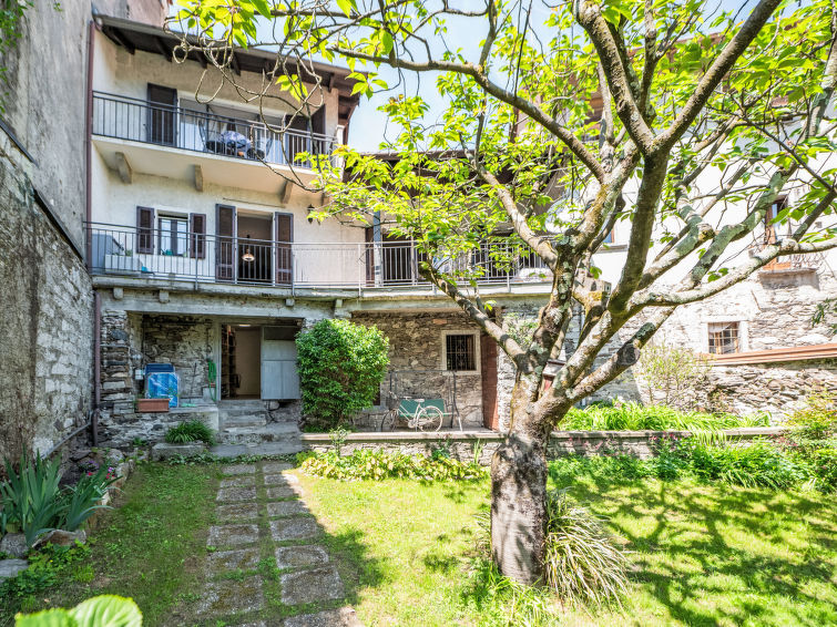 Iside - Mergozzo