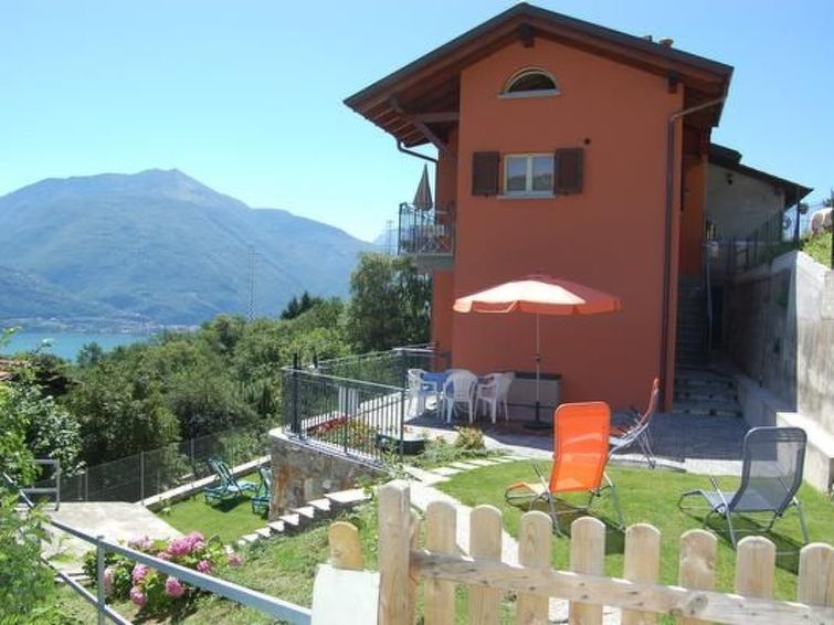 Rustikales Haus In Ruhiger Lage Mit  Seesicht - Domaso