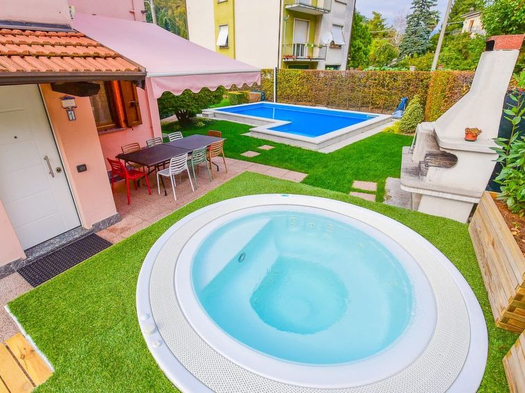 Jane E Jolie Haus Privates Schwimmbad Und Jacuzzi - Mandello del Lario