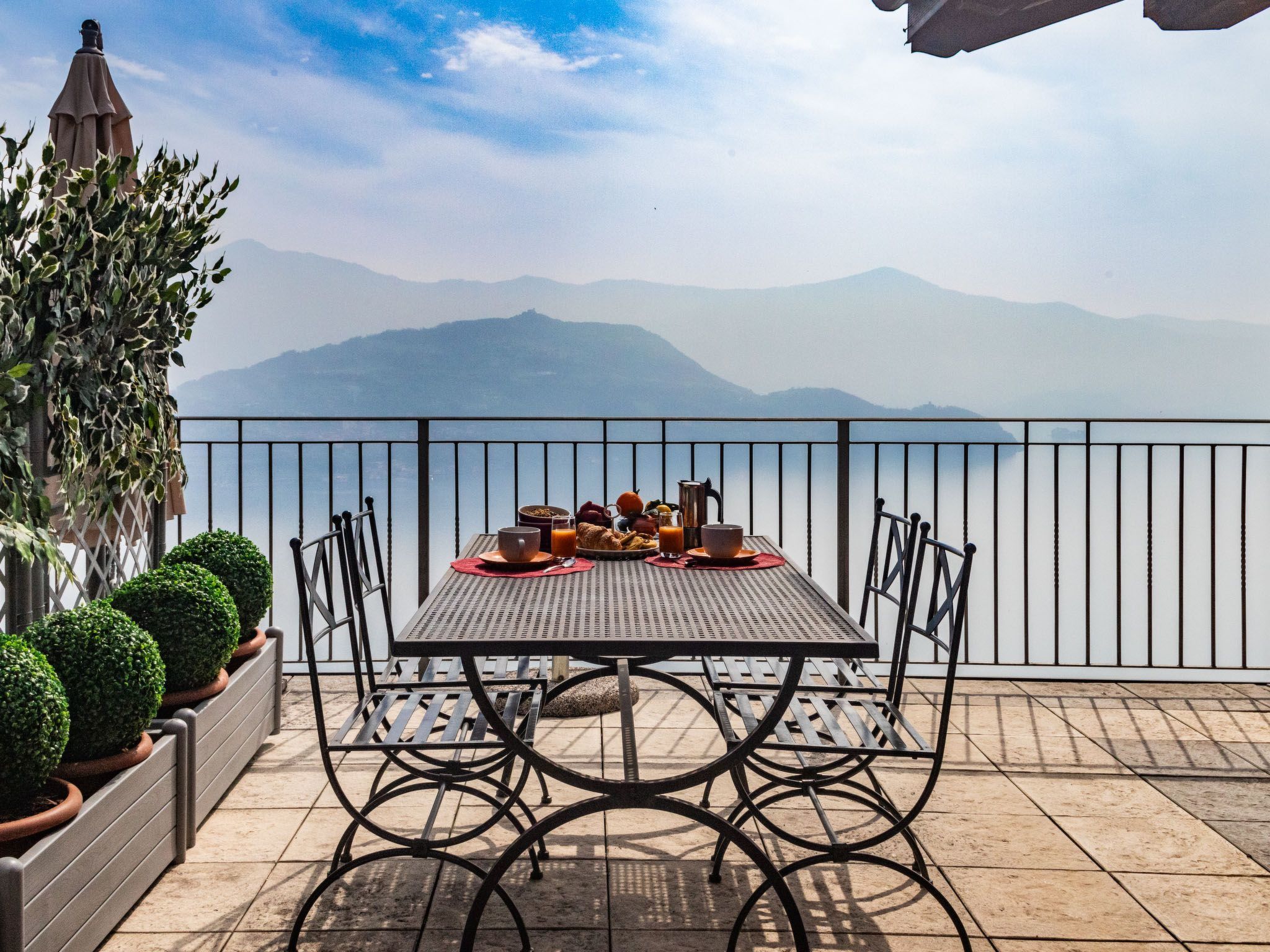 Terrazza A Lago - Zweizimmerwohnung Mit Terrasse Und Schwimmbad - Iseo