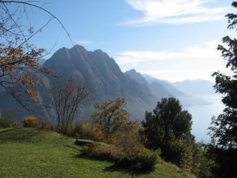 In Panoramalage In Solto Collina - Zone