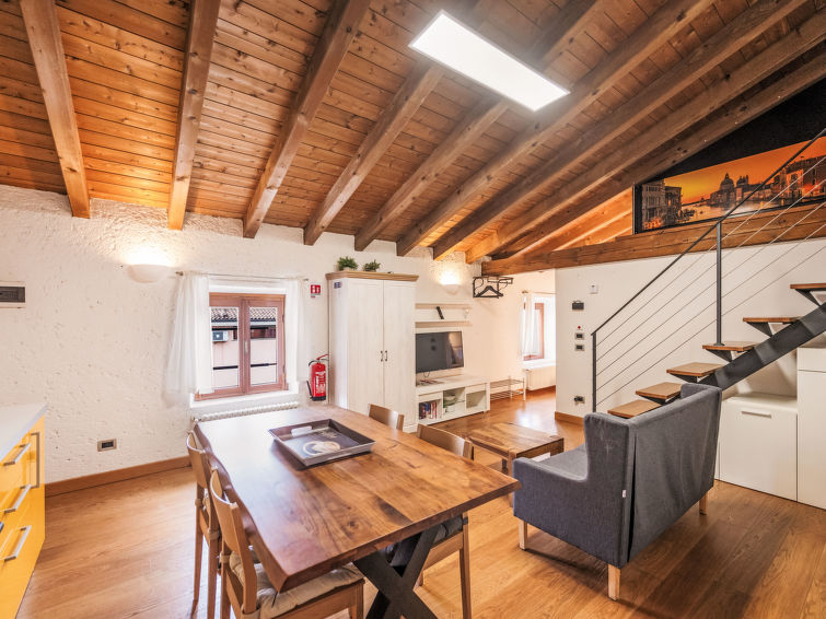 Aly D'angelo - Im Turm - Bardolino commune, Italy