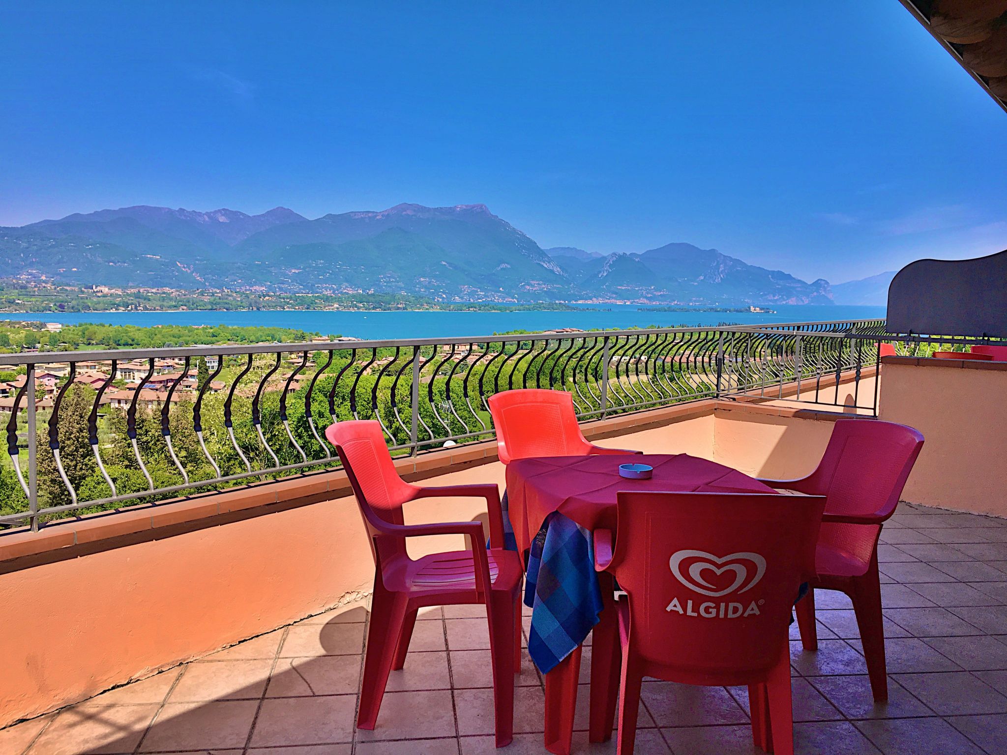 Angenehme Wohnung In Solarolo Mit Parkplatz - Manerba del Garda