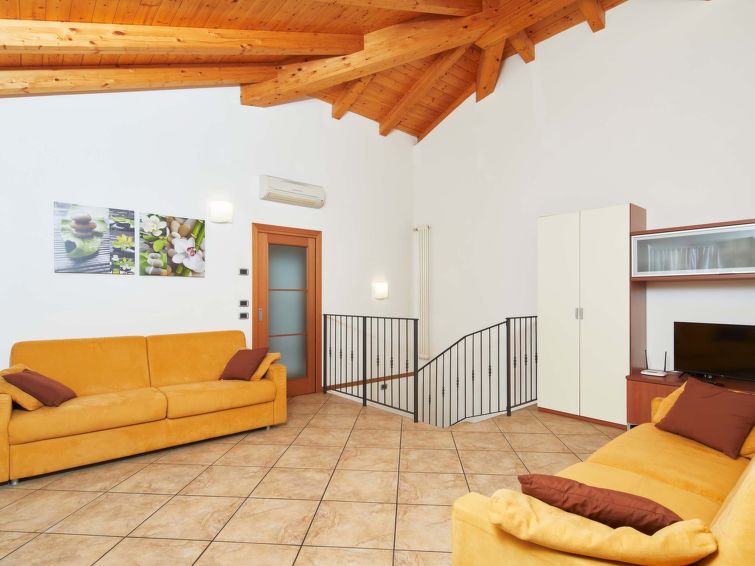 Superior-dachgeschosszimmer Mit Großem Balkon Bv4 - Riva del Garda