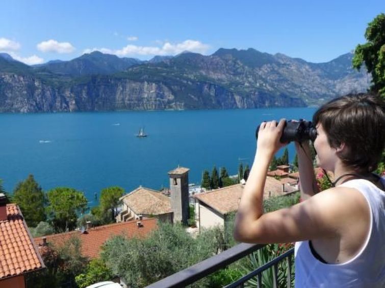 Zwei-zimmer-wohnung Mit Herrlicher Terrasse Mit Seeblick - Malcesine