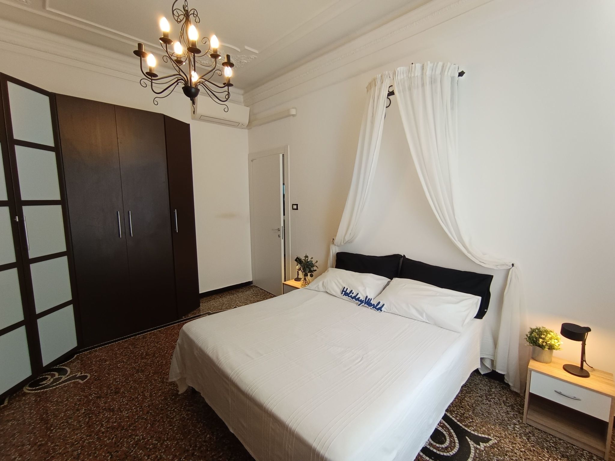 Cavallotti 7 Von Holiday World - Genoa