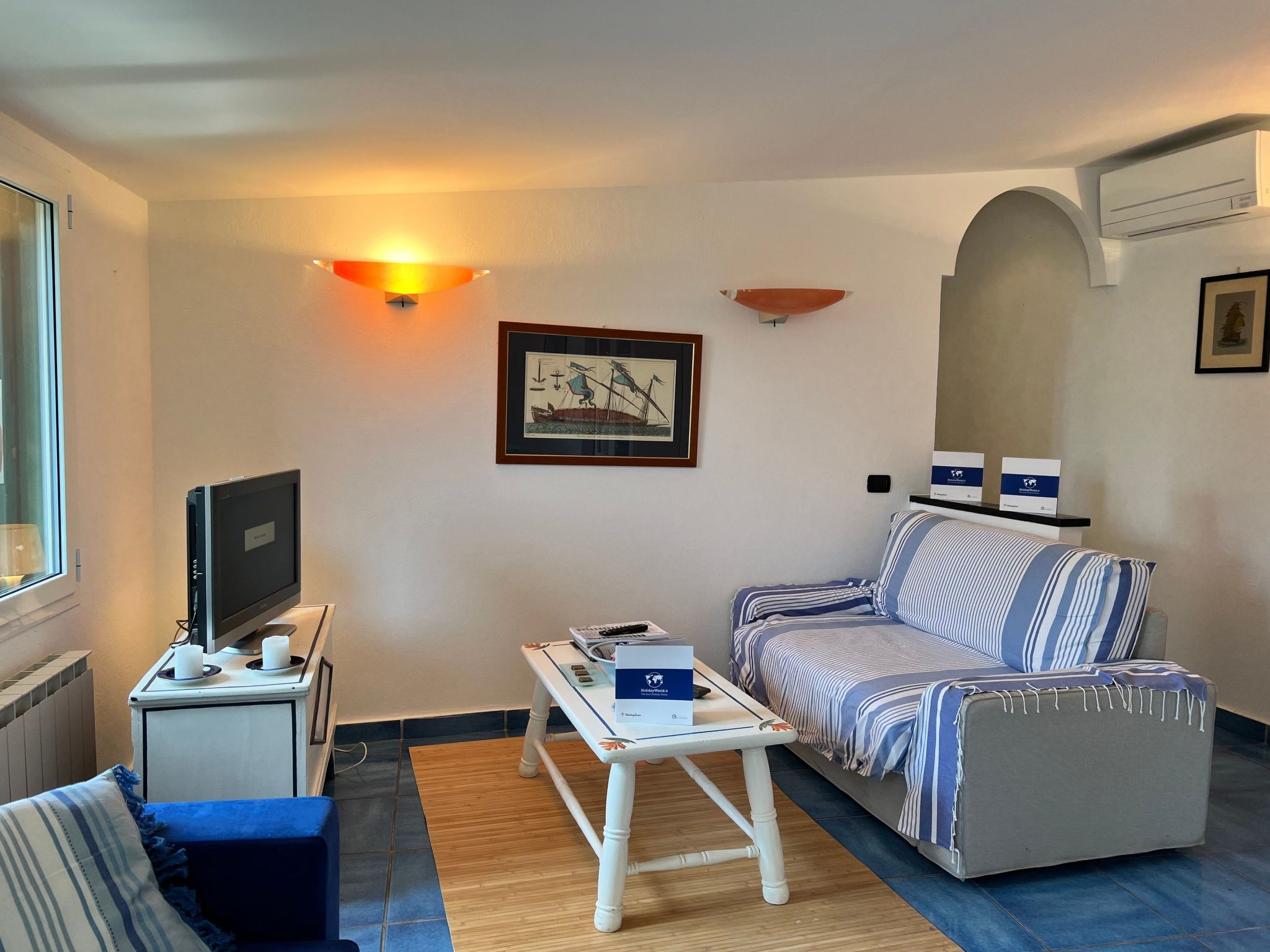 Gemütliche, Helle Ferienwohnung Leda - Genoa