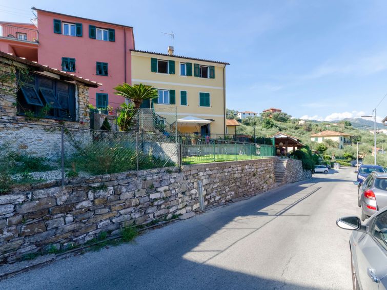 Wohnung Im Zweiten Stock Mit Parkplatz Und Garten - Rapallo