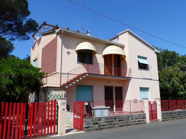 Große Wohnung In Mazzanta Mit Schöner Terrasse - Cecina