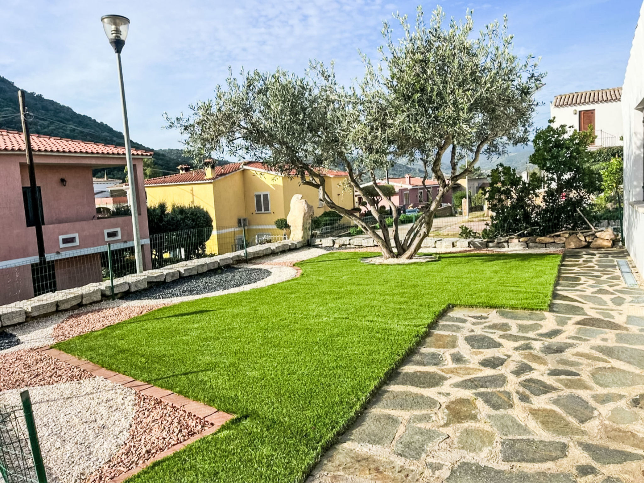 Irene, Dolce Brezza - Posada