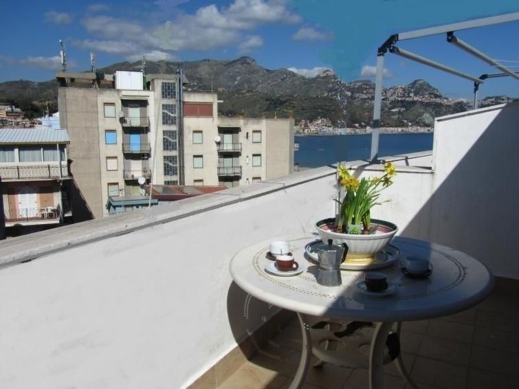 Wohnung Mit Wasserblick - Giardini-Naxos