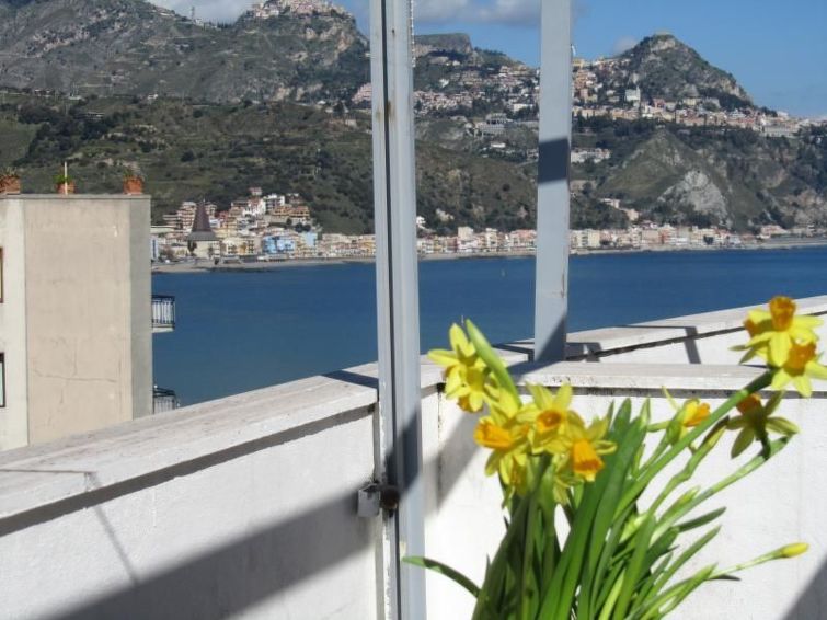 Wohnung Mit Wasserblick - Giardini-Naxos