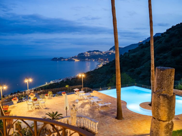 Villa Finù - Panoramavilla Mit Pool - Letojanni