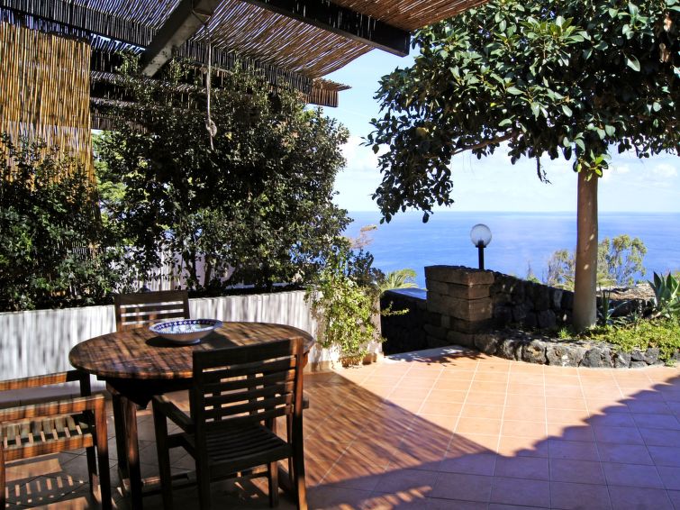 Dammuso Mit Terrasse Und Meerblick - Pantelleria