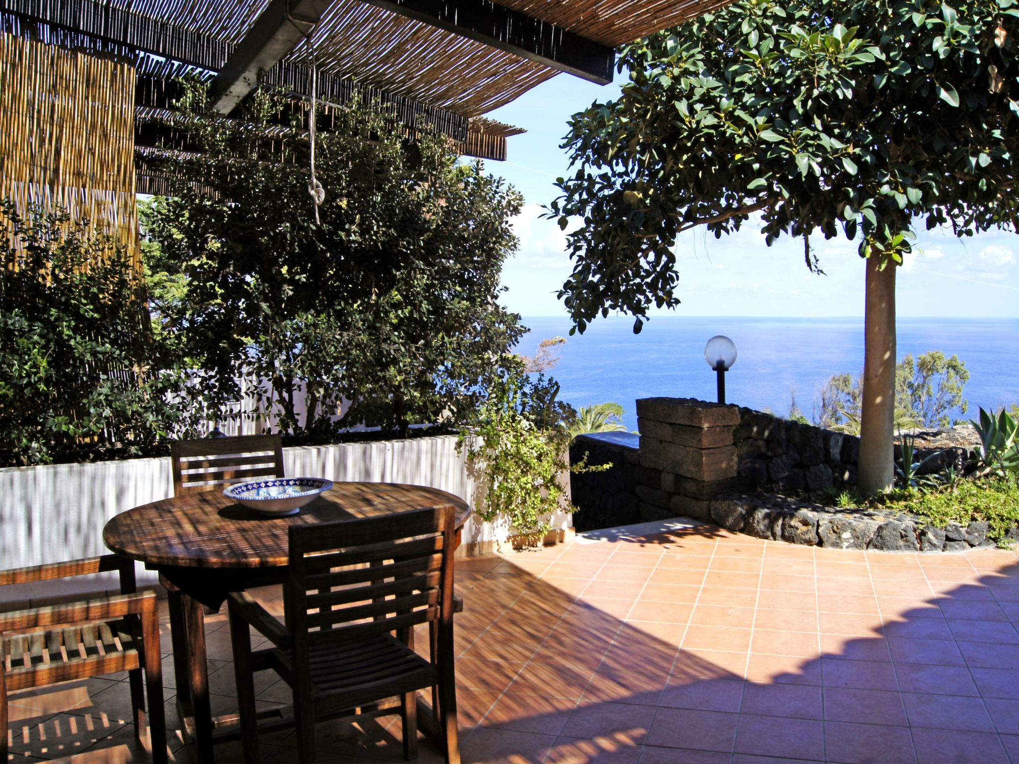 Dammuso Mit Terrasse Und Meerblick - Pantelleria